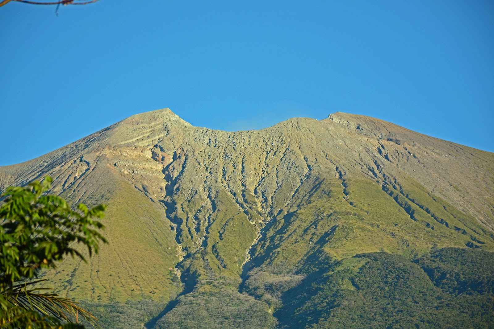 Hiking in Visayas - Mountains PH